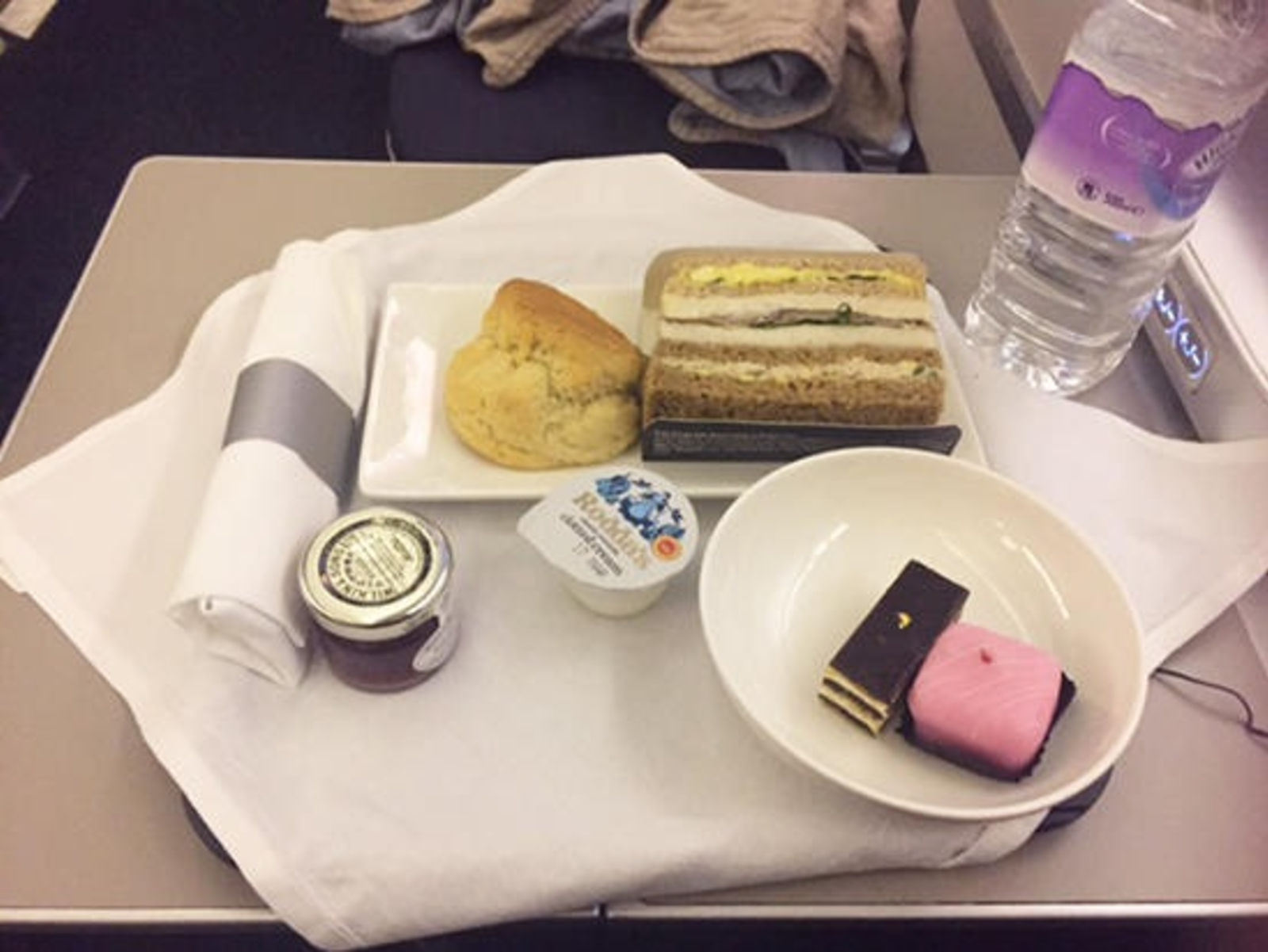 What it's Like to Fly Business Class with British Airways | Flight ...