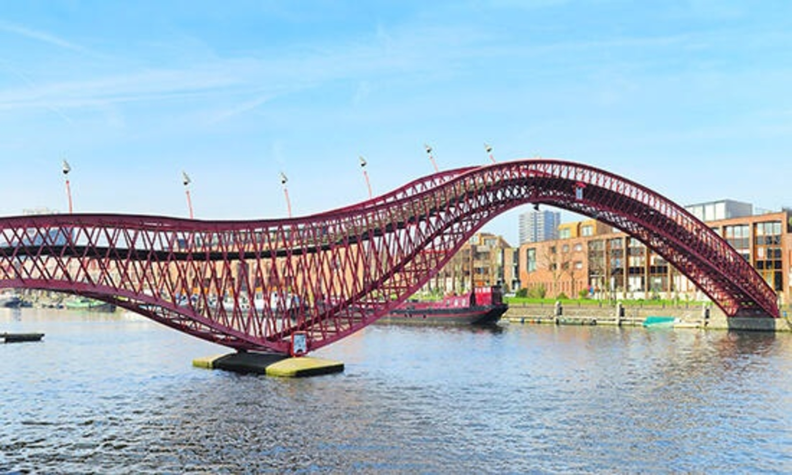 10 of the World's Most Beautiful Bridges | Flight Centre UK
