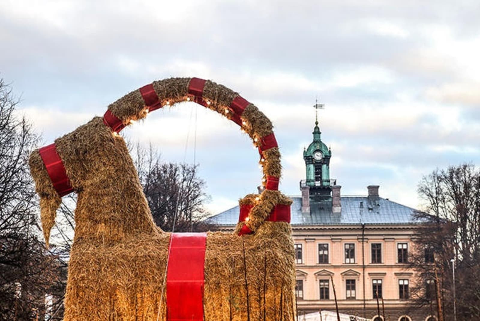Our 10 Favourite Christmas Traditions from Around the World | Flight ...