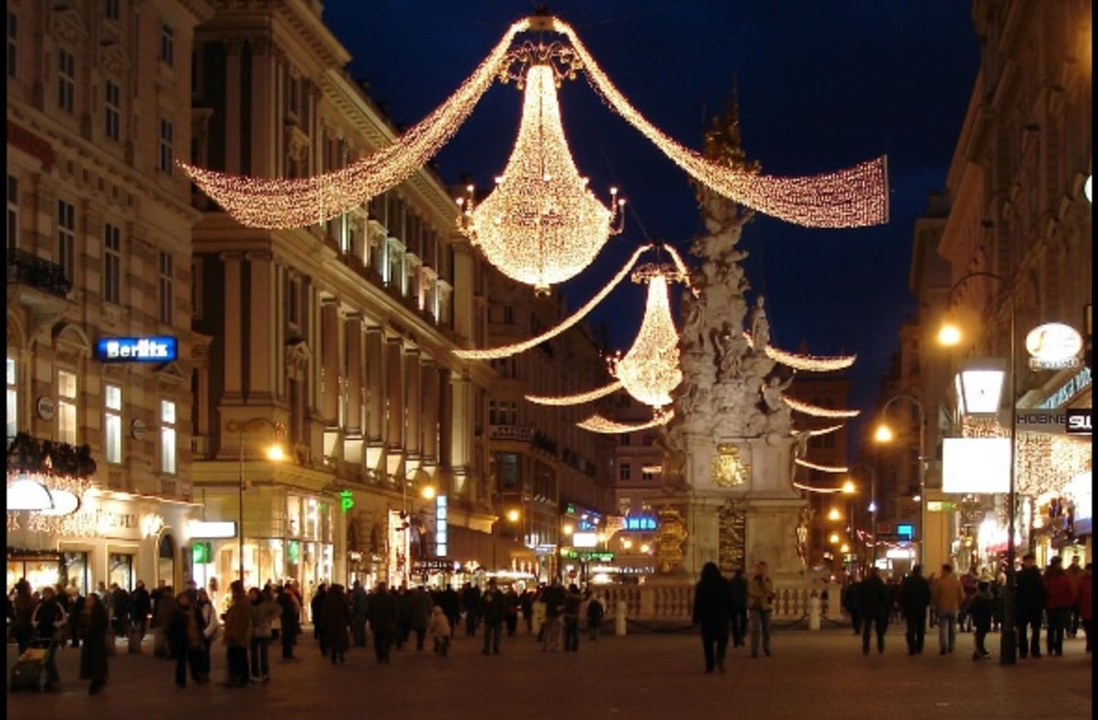 Let There Be Light: The World's Best Christmas Displays